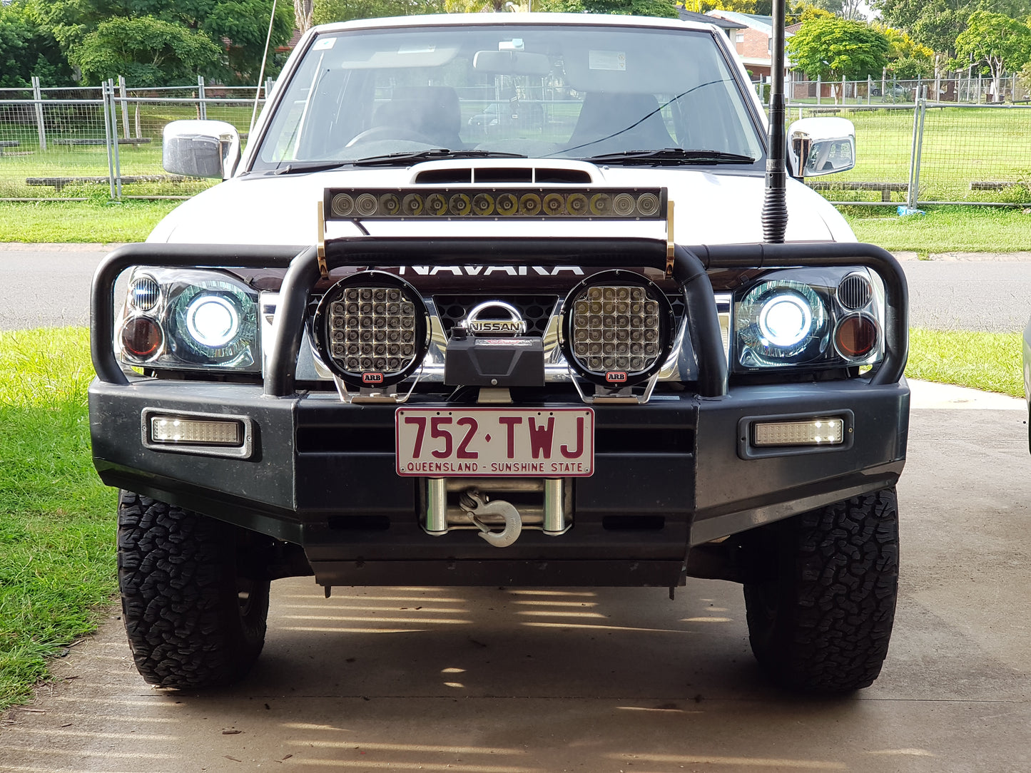 Nissan Navara D22 Headlights with White/Amber Halo Rings | Dan's Custom ...