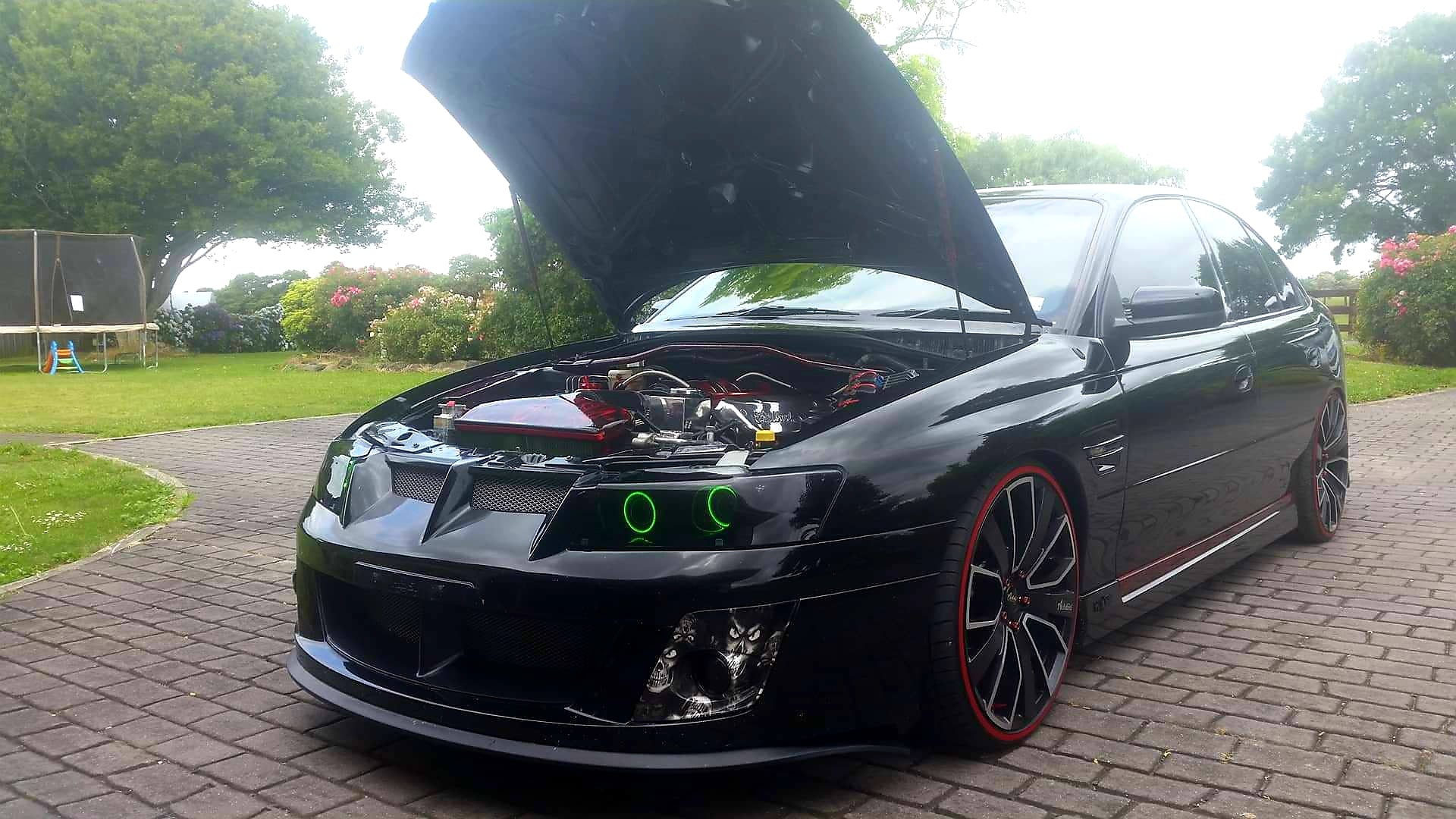 Holden VZ Commodore fitted with Quad Projectors and Multicolored Halo ...